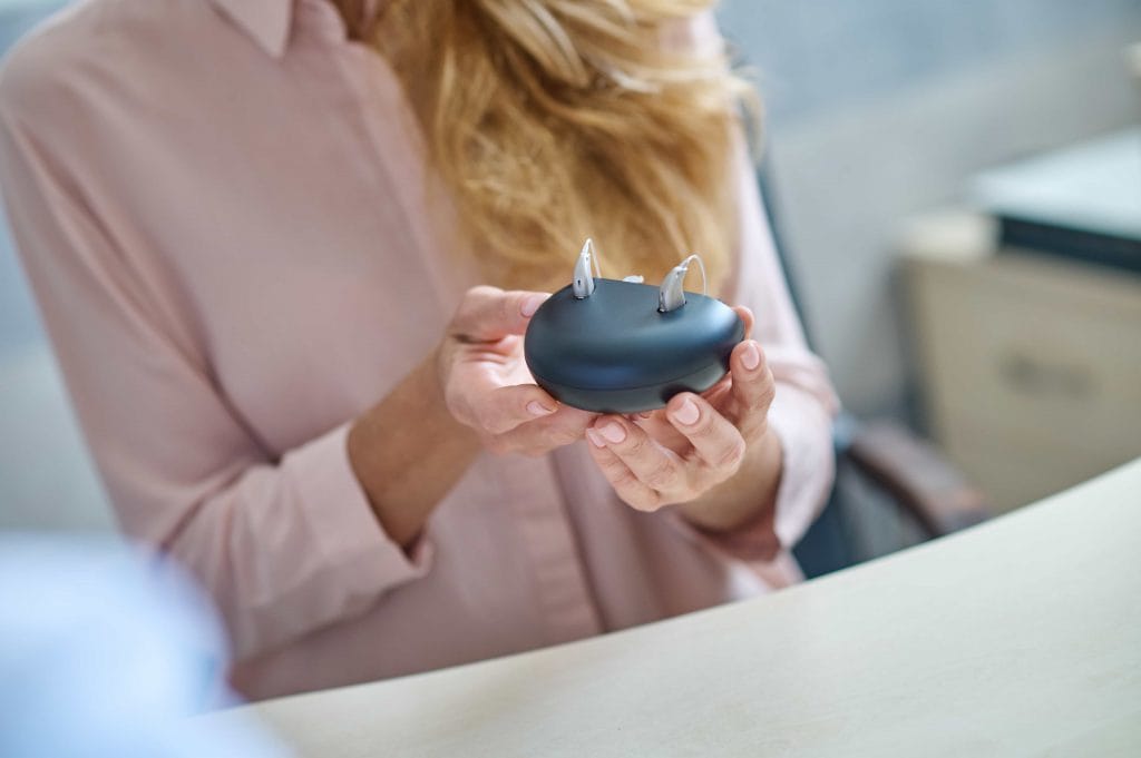 How to use hearing aids